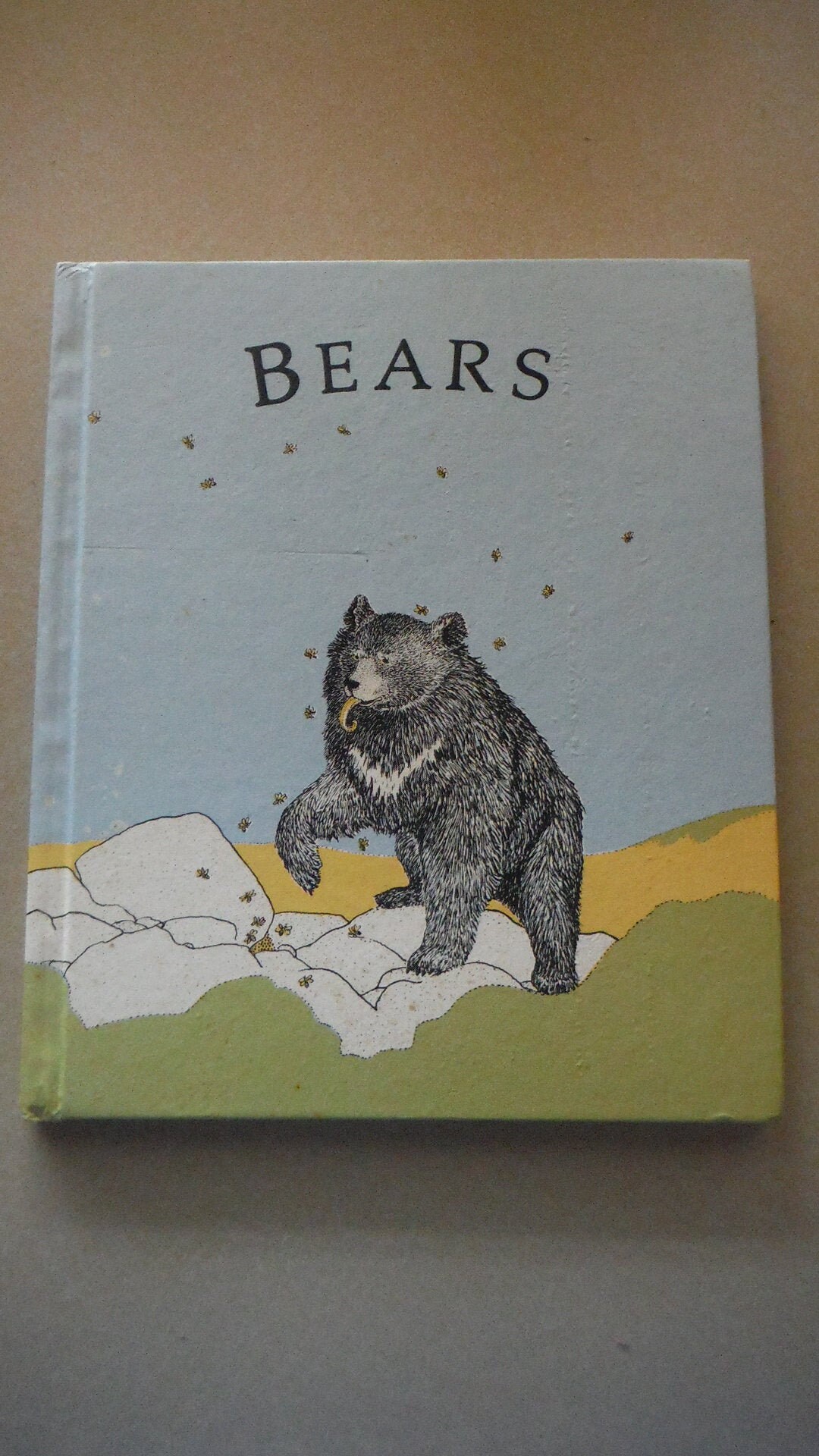 Bears, by George Shea HC 1981 - Etsy
