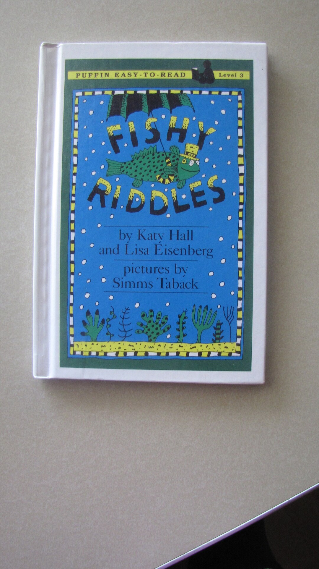 Fishy Riddles by Katy Hall & Lisa Eisenberg, Hardcover 1993, Ex Library ...