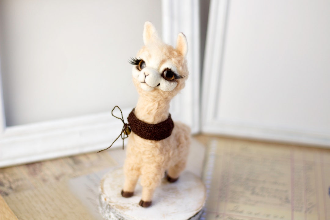 Needle Felted Llama - Alpaca. Environmentally Friendly Toy. - Etsy