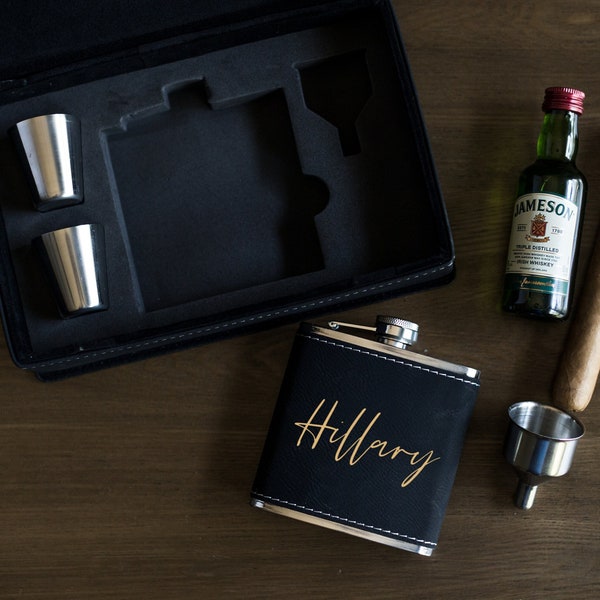 Engraved Flask Set - Etsy