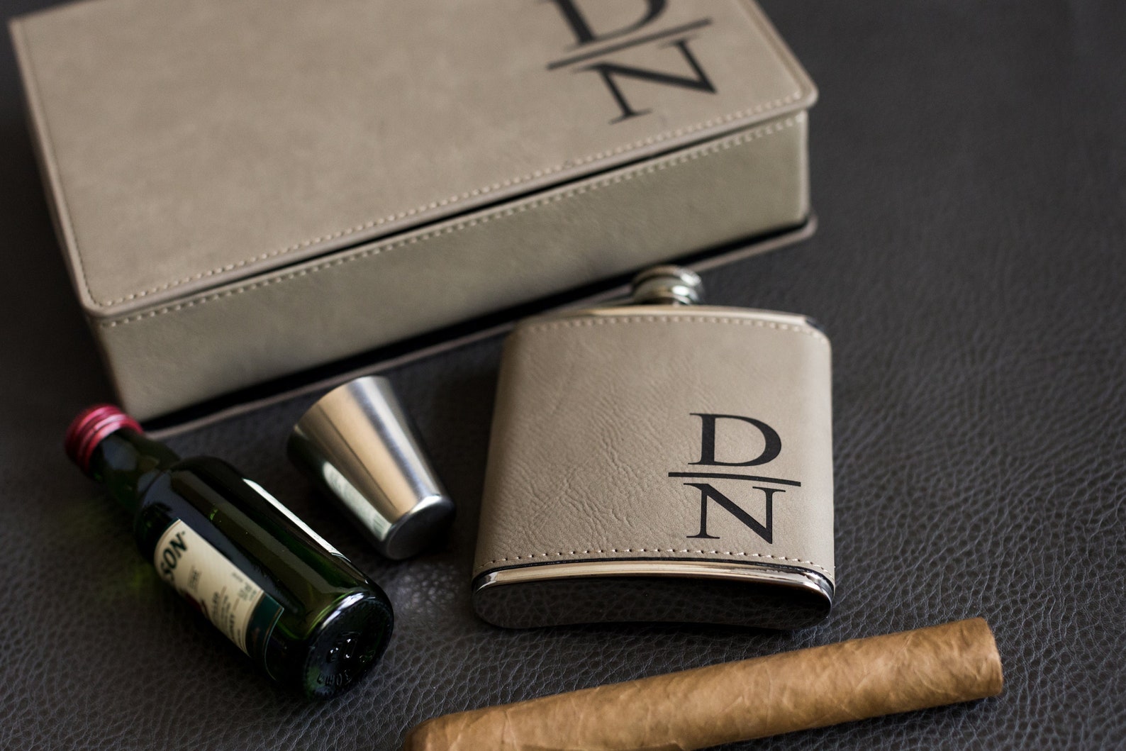 Flask Gift Set Custom Leather Hip Flask With Shot Glasses | Etsy