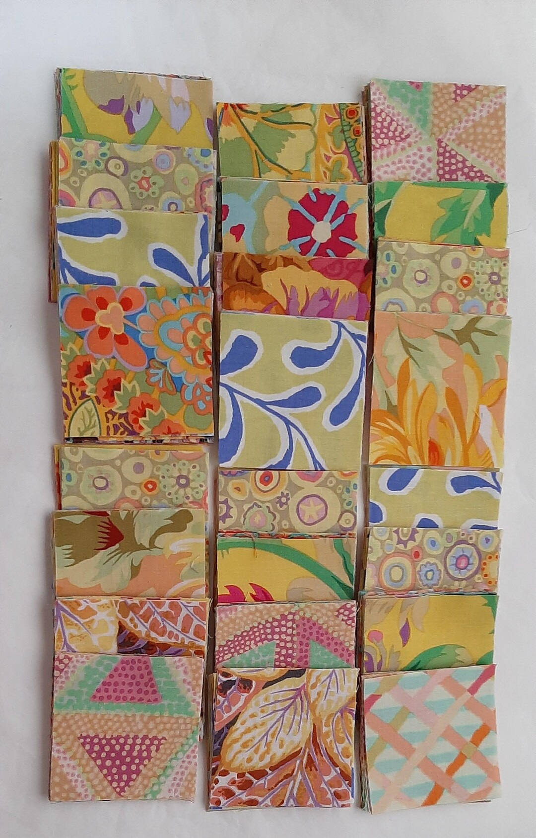 2.5 Inch Mini Charm Packs - 40 Yellow 2.5" Squares, Kaffe Fassett Mini ...