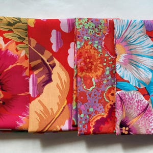 5 Red Kaffe Fassett FQ Bundle - 5 Red Fat Quarters Bundle FQ 18 X 22 Cotton Quilt Fabric Version ...