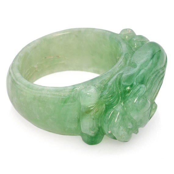 Grade A Translucent Green Jade Carved Saddle Band Rin… - Gem