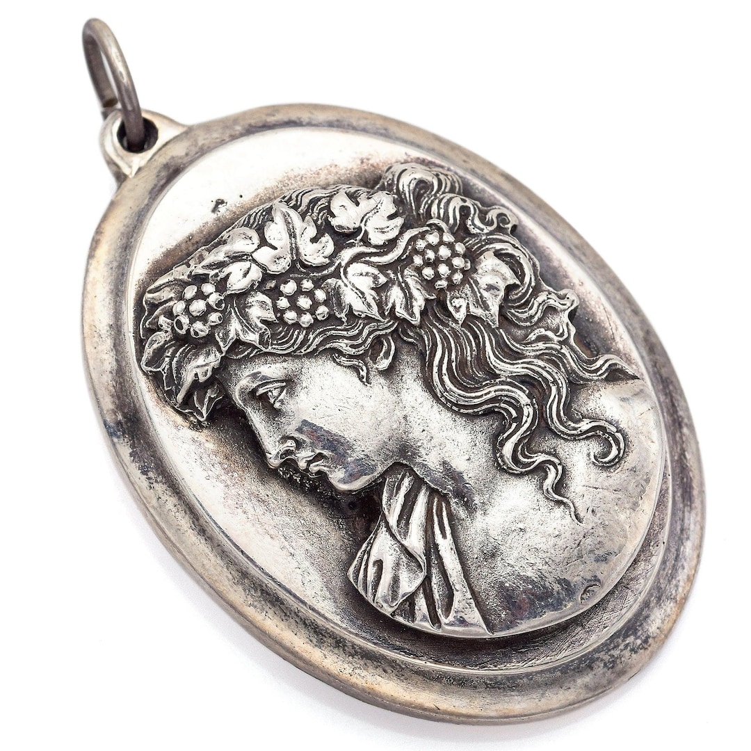 Vintage Henryk Winograd Hw 999 Fine Silver Repoussé Woman & Grape Vine ...