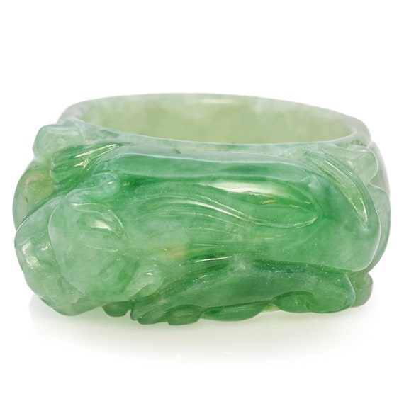 Grade A Translucent Green Jade Carved Saddle Band Rin… - Gem