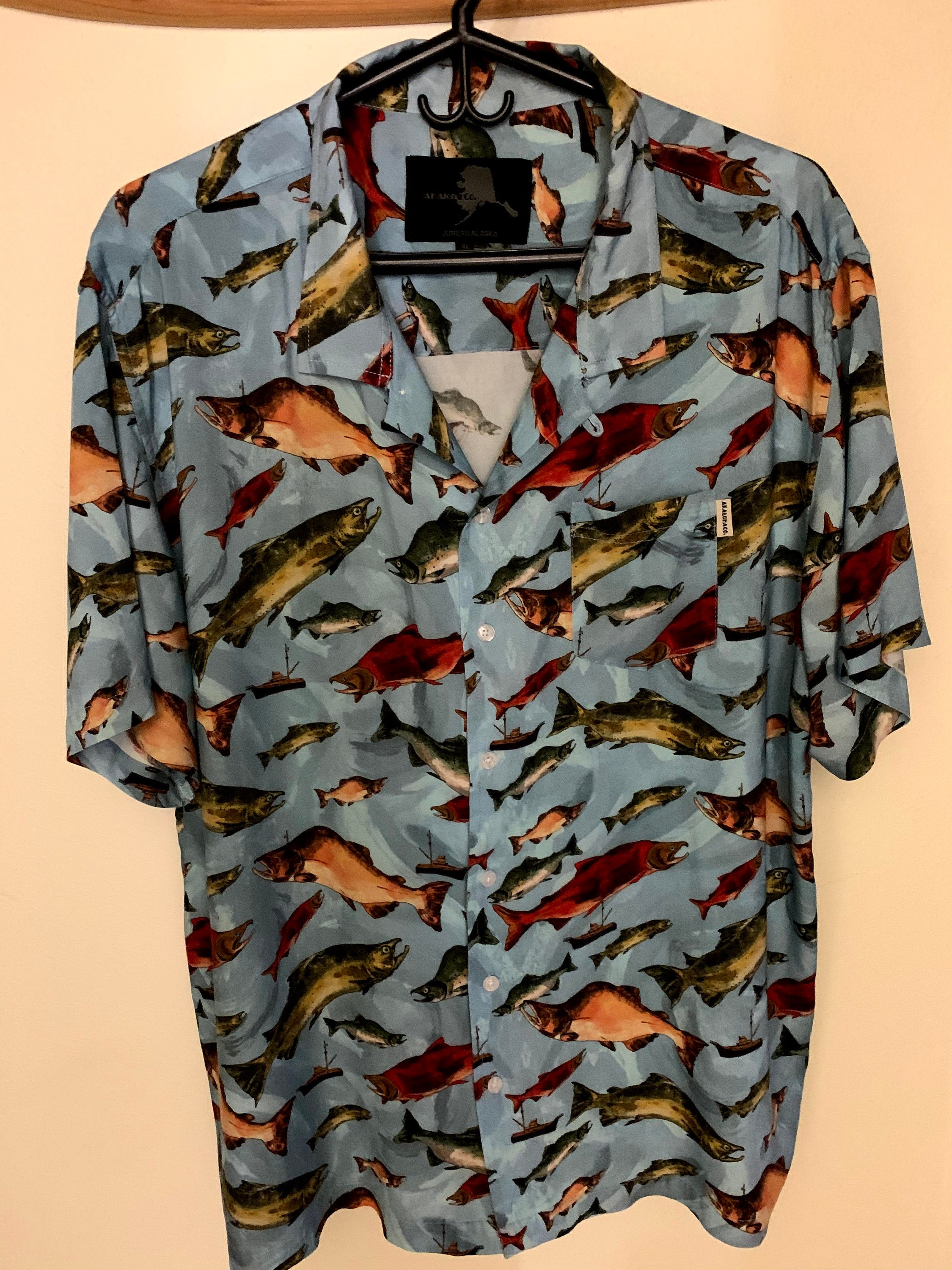 Salmon Fishes Shirt: Men's Alaska Outdoors Aloha Shirt - Etsy