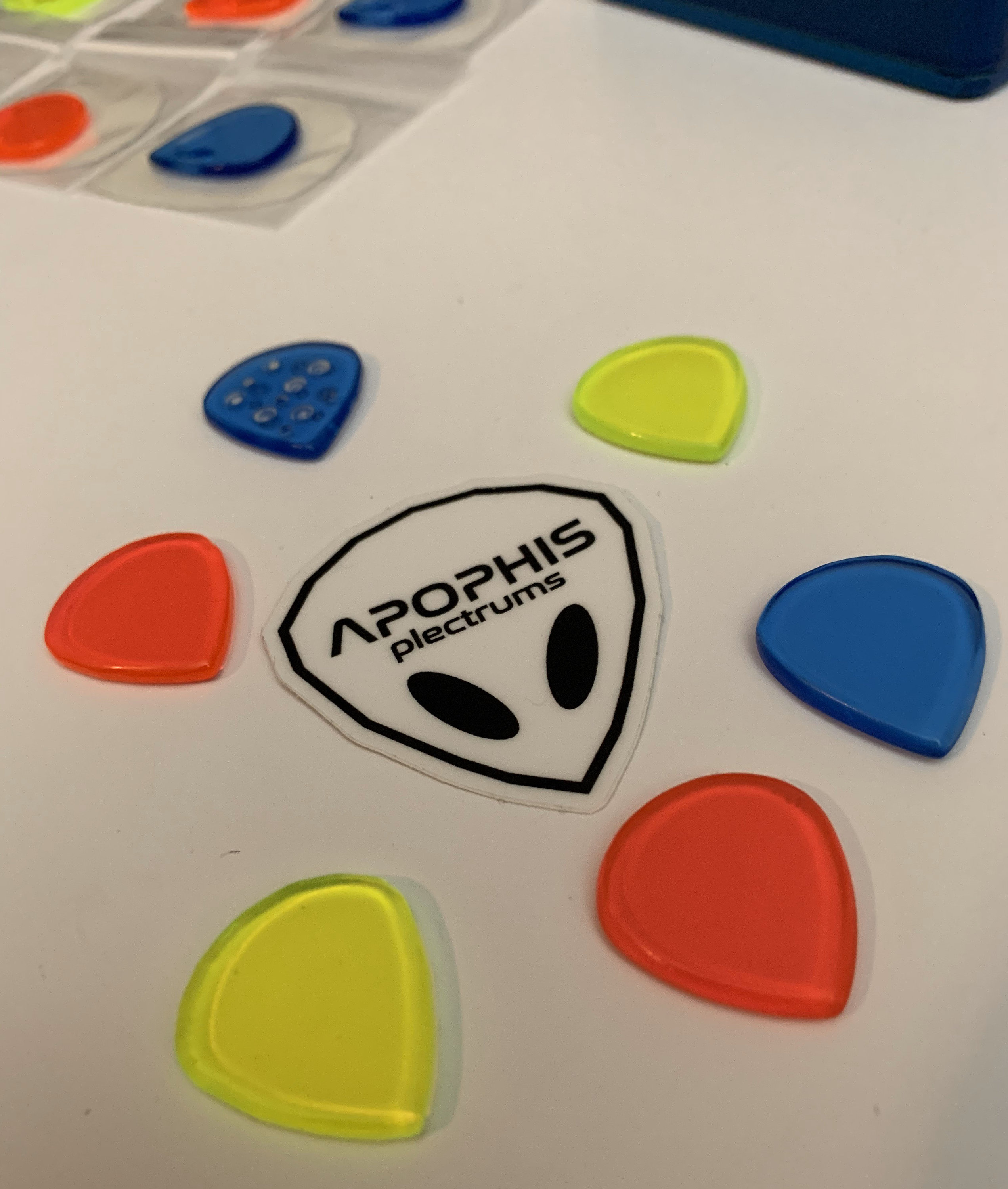 Apophis Alien Head Sticker - Etsy