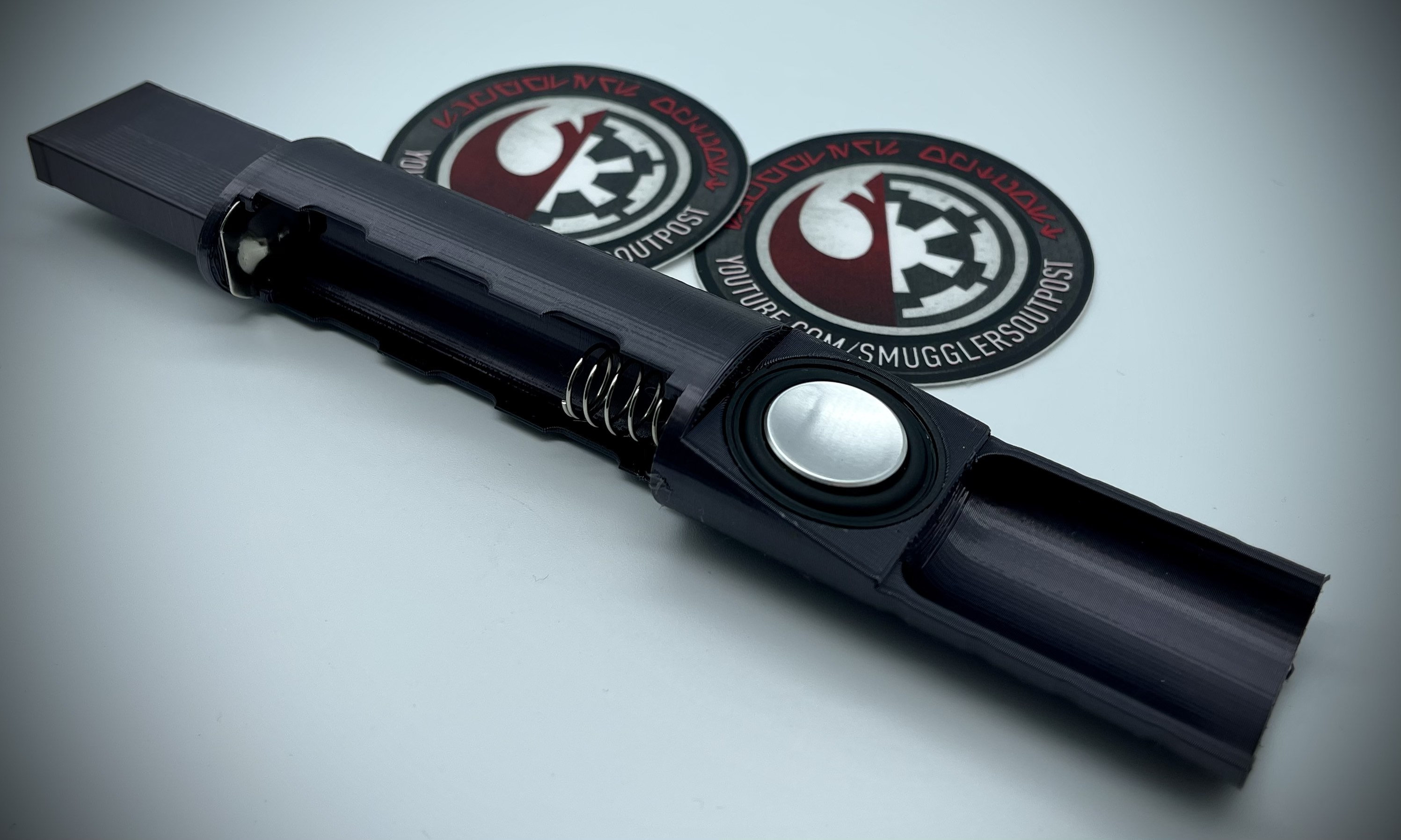 Solo Sabers Korbanth Darksaber Chassis mando Mandalorian - Etsy UK