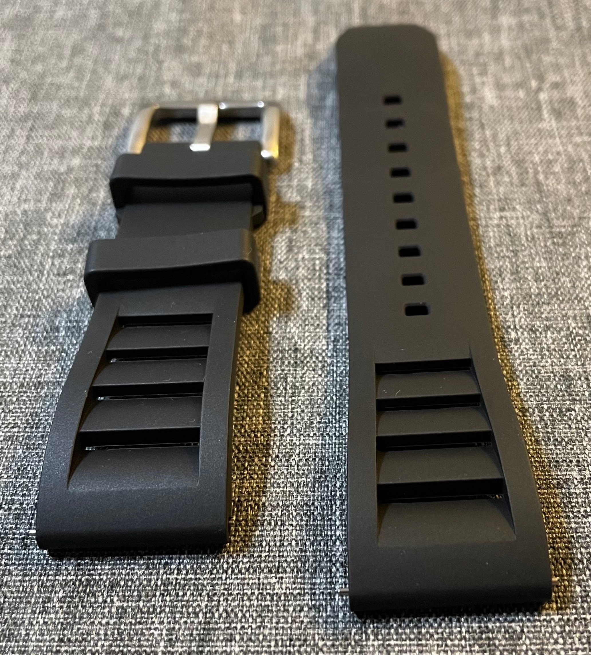 3rd Gen FKM Premium Rubber Ridge Design Watch Strap Black 20/22mm ...