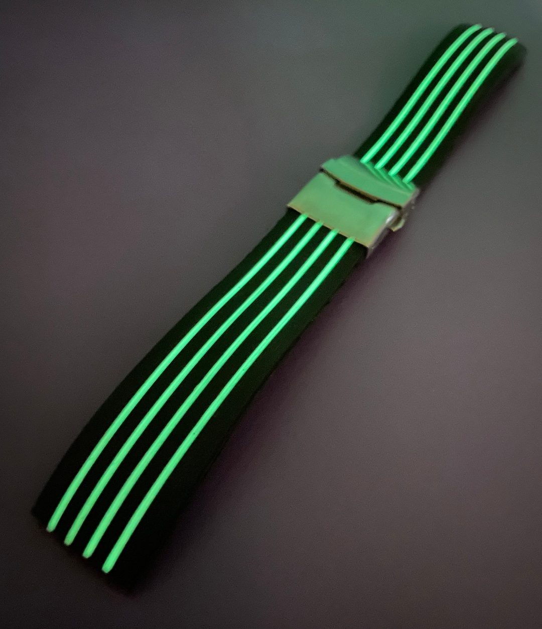 LUMED Silicone Sports Watch Strap / Deployment Buckle / Black White ...