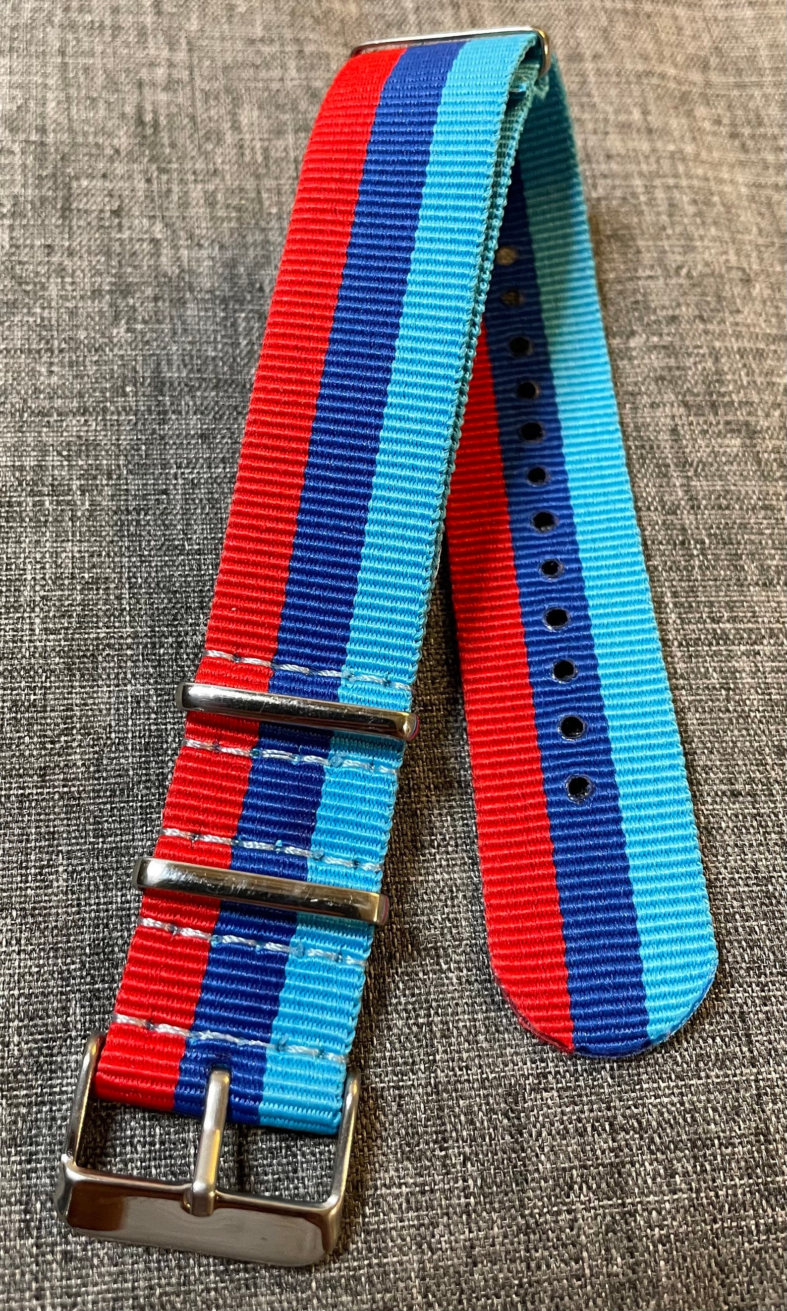 Basic Nylon Military Loop Watch Strap / Sky Blue Navy Red Stripe 20mm ...