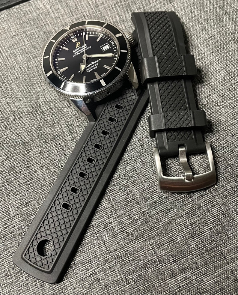 3rd Gen FKM Rubber Waffle Summit Strap / Black / 20/22mm / - Etsy
