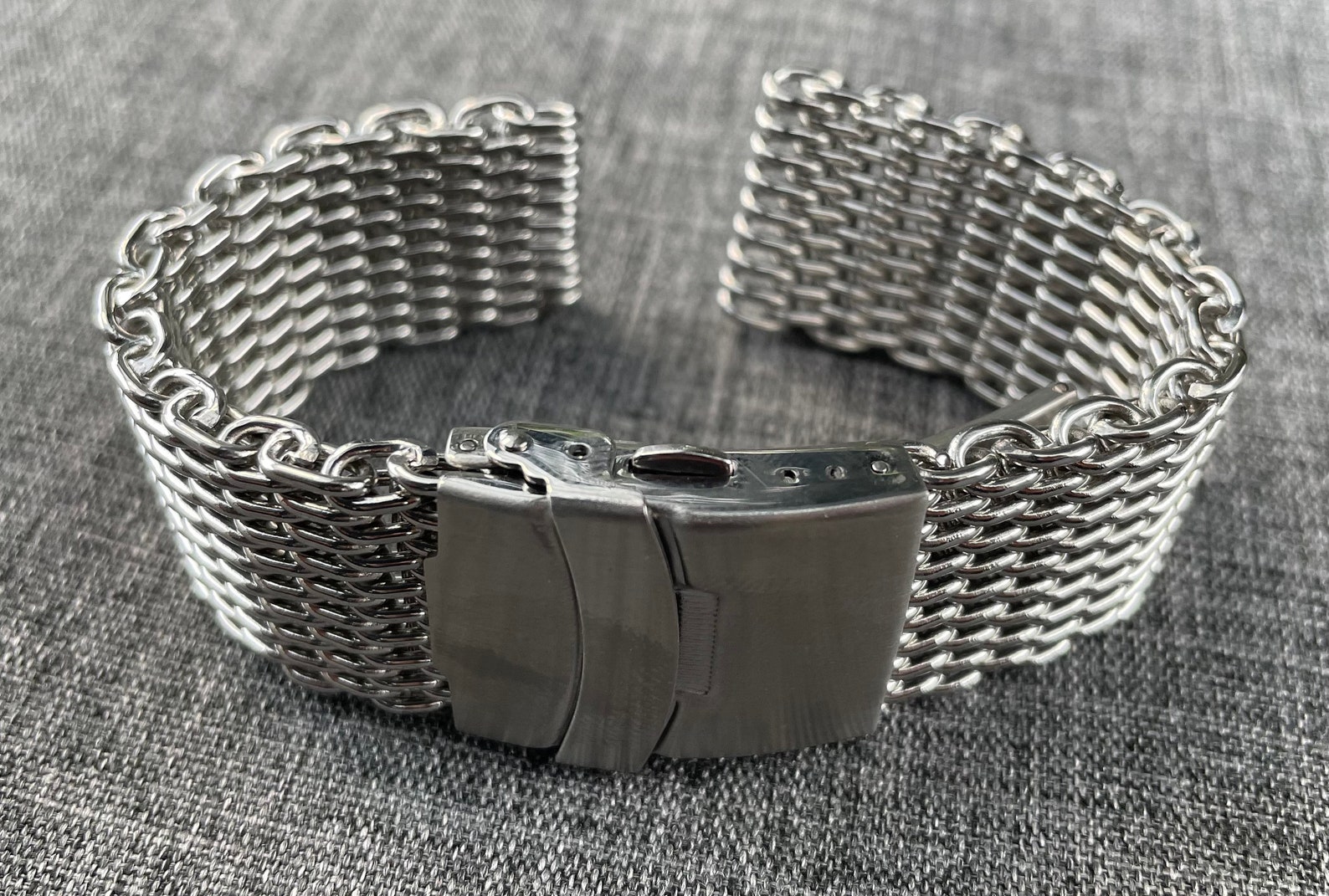 Premium 316L Stainless Steel Shark Mesh Watch Bracelet Strap 18/20/22 ...