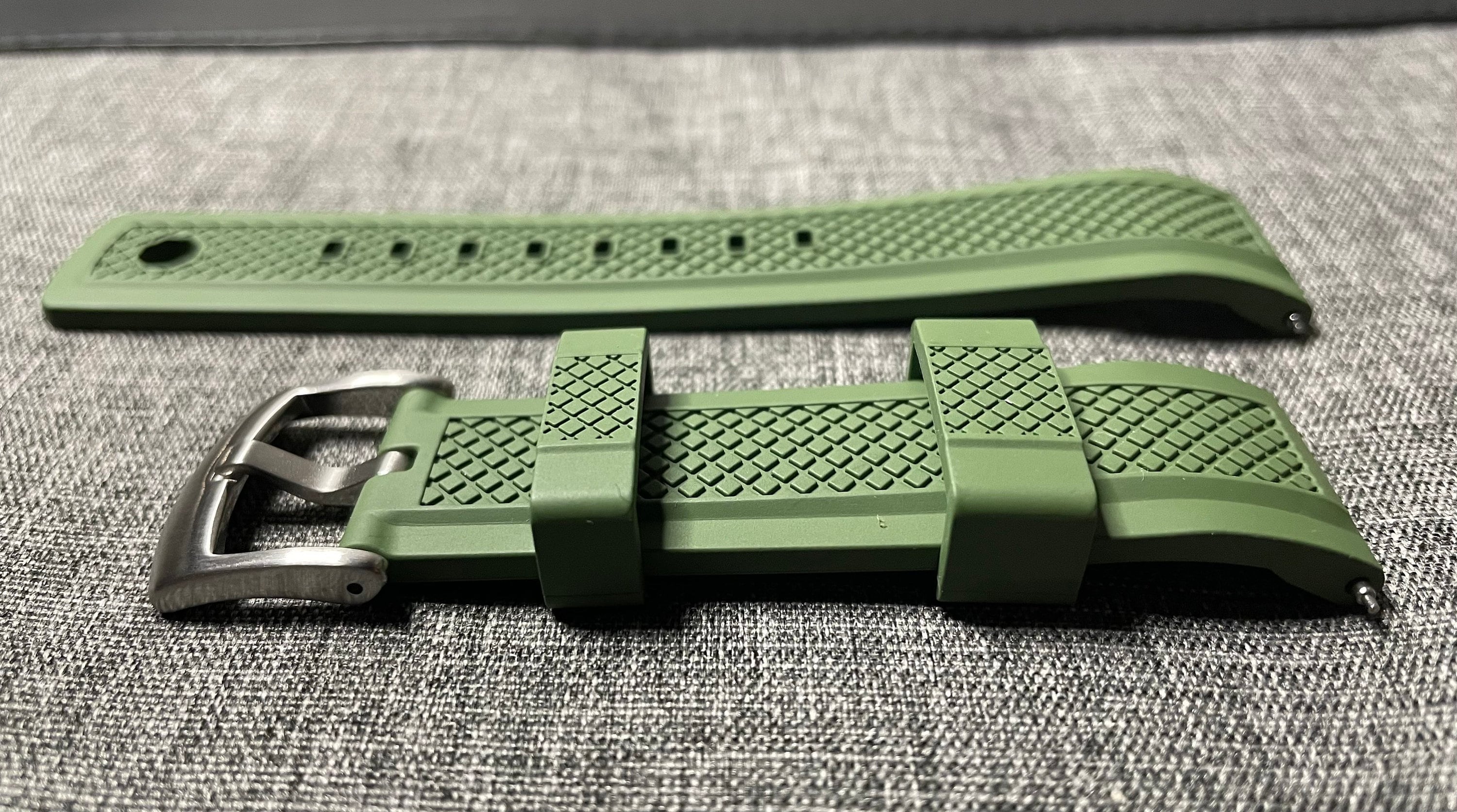 3rd Gen FKM Rubber Waffle Summit Strap / Green 20/22mm / Strap - Etsy