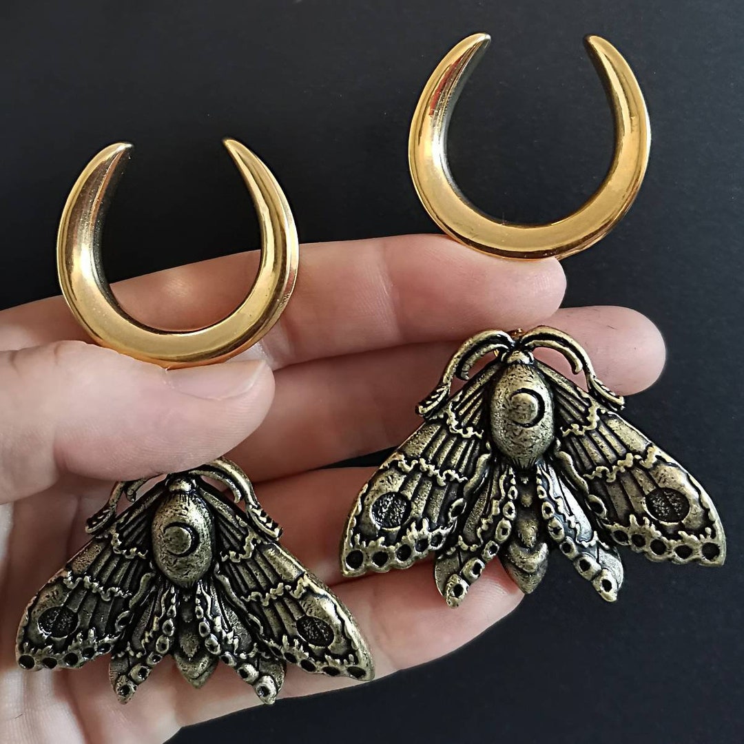 Goldcolored Moth Saddle Hangers Ab 20 Euro - Etsy