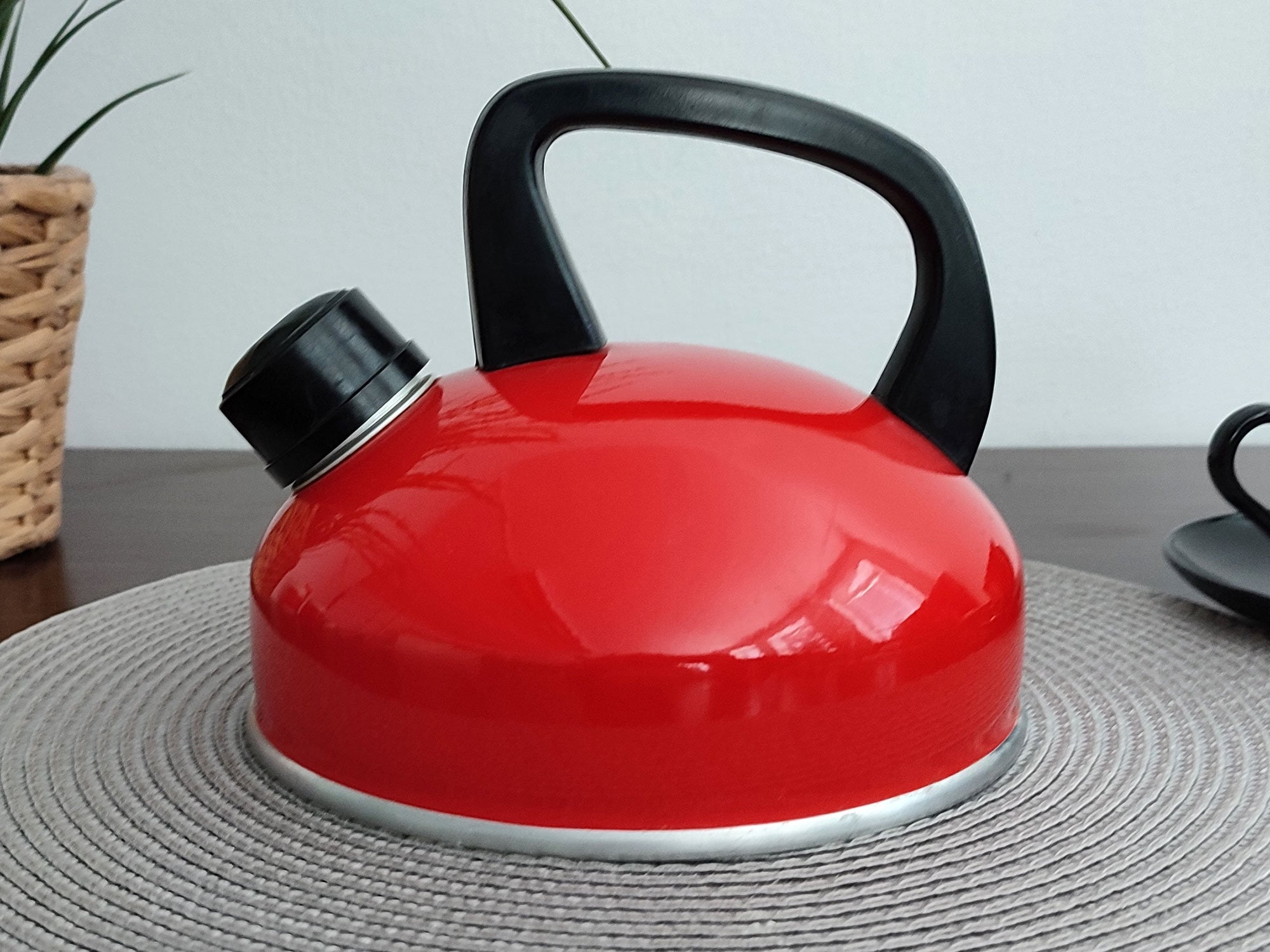 Vintage Red Whistling Kettle 70s, Mid Century Red Aluminium Enamel ...