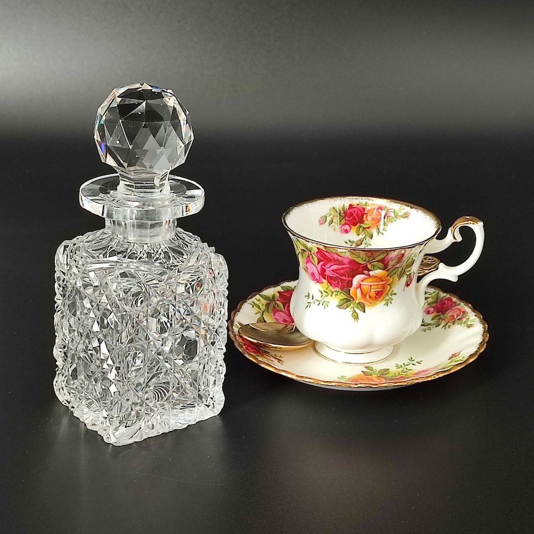 Small Vintage Crystal Whiskey Decanter Mid Century 50s, Crystal Glass ...