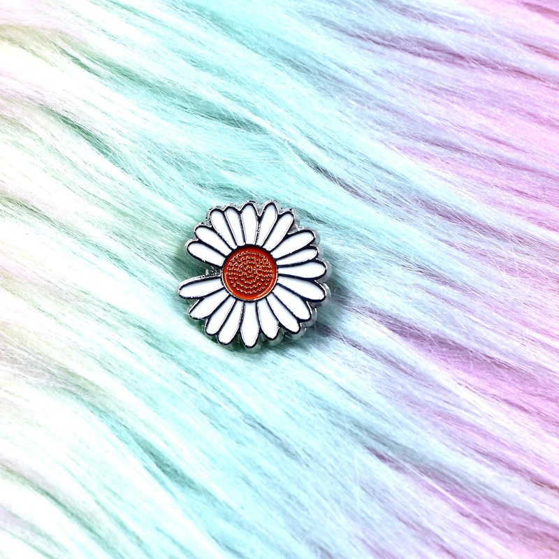 Wilted Daisy Award - Etsy
