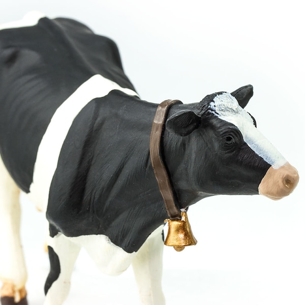 Small Cow Figurine - Etsy
