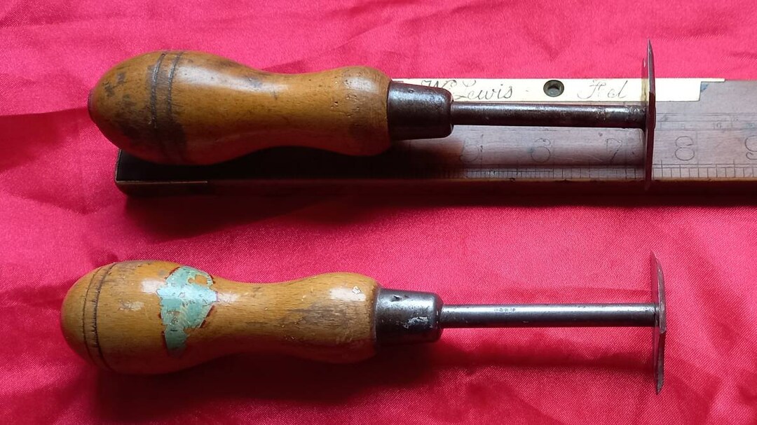 Vintage Paint Scrapers D Channels Both Different Design Super Condition ...