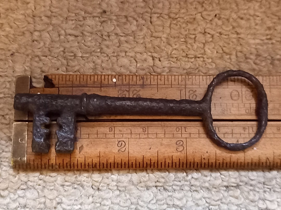 Rare 1700s Door Key Made by a Blacksmith From Wrought Iron, They Made ...
