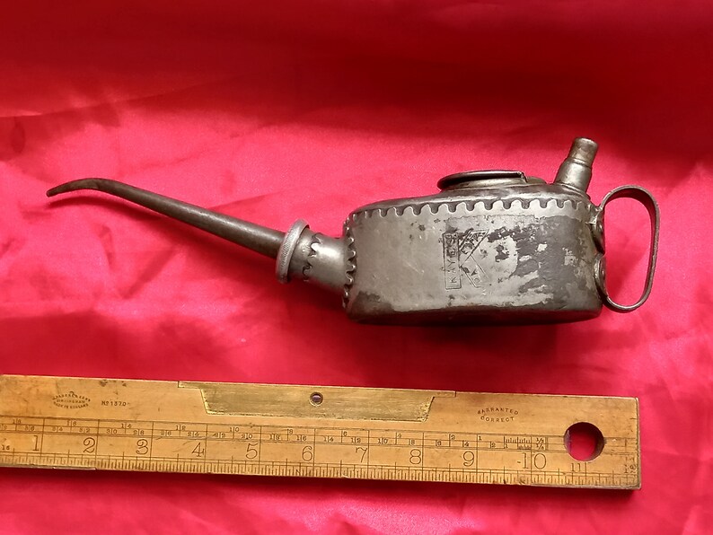 Antique Kayes of Leeds Oil Can Oiler: Pie Crust Edge, Detachable Nozzle ...