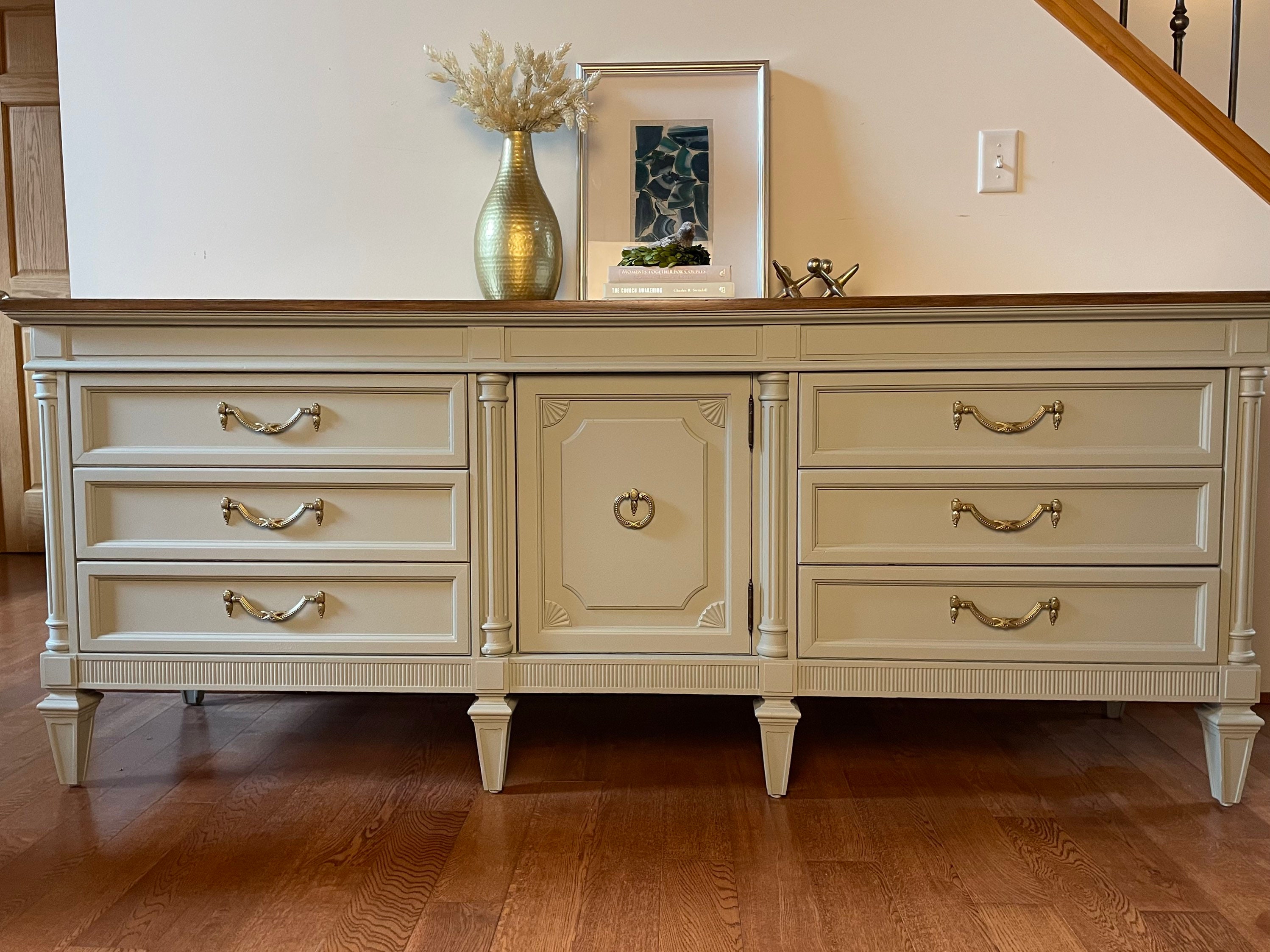 Vintage Dresser Buffet for sale| 94 ads for used Vintage Dresser Buffets