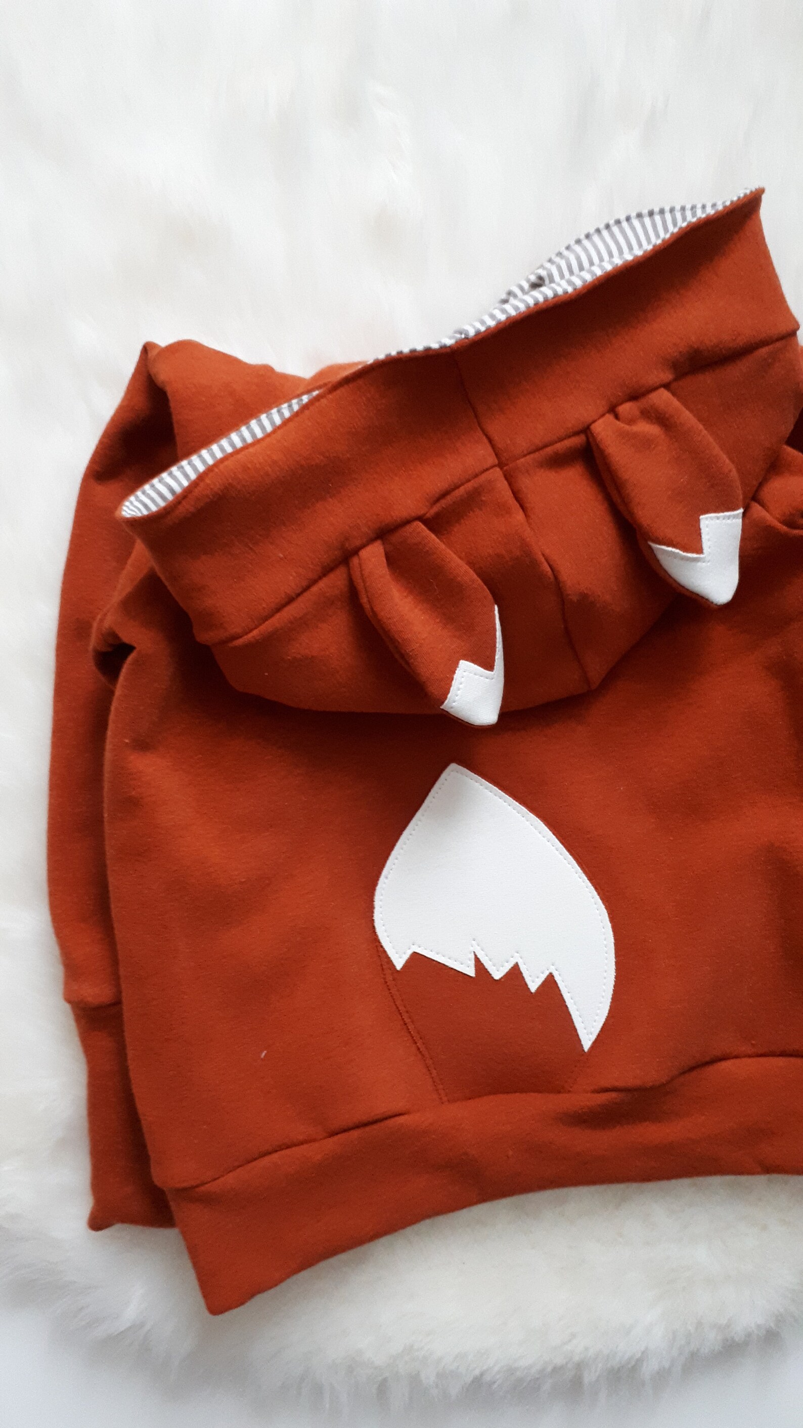 Hoodie mit Fuchsohren und Fuchsschwanz für Kinder aus weichem French ...