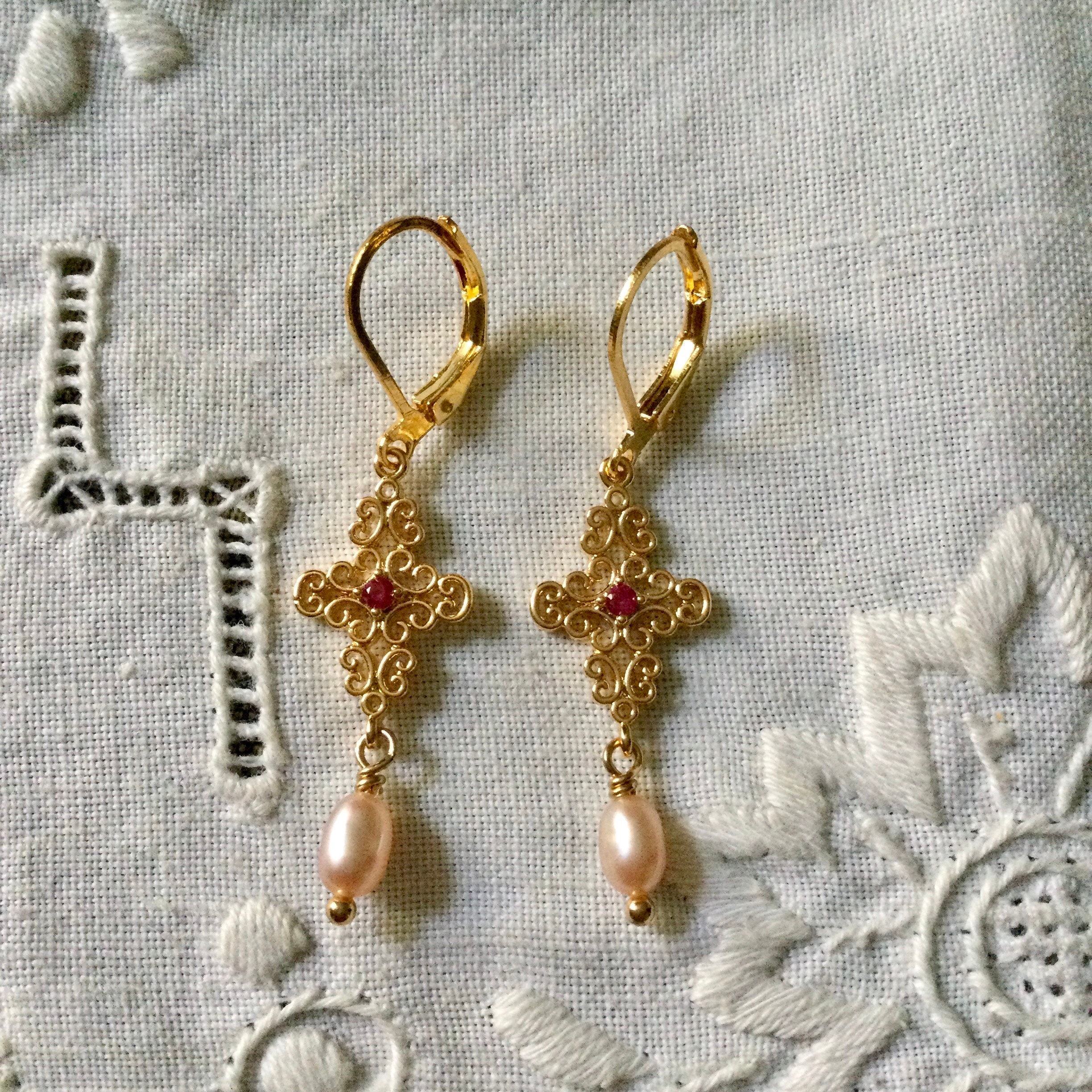 CARVED CROSS RUBY Genuine Baroque Pearl Gold Plated Vintage | Etsy