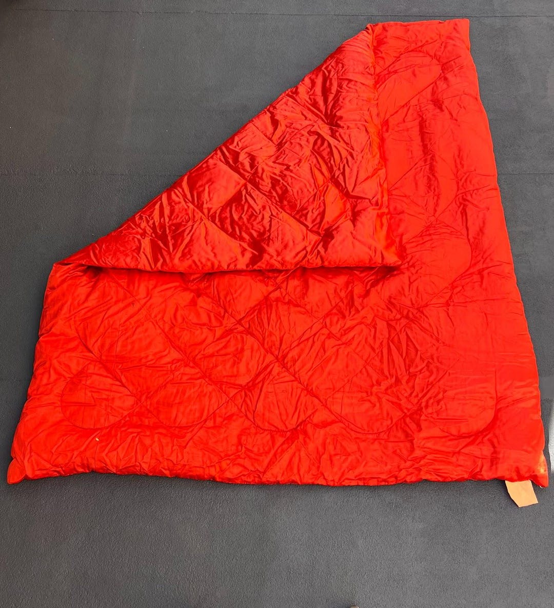 Vintage Large Red Soviet Down Blanket – Feather-filled Quilt – Red ...