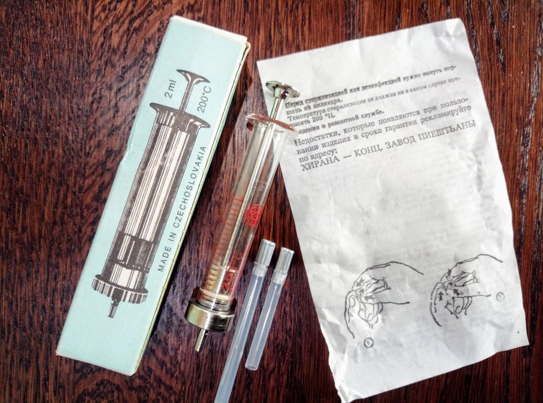 Vintage chirana Glass SYRINGE. 2 Ml Reusable Hypodermic Glass Syringe ...