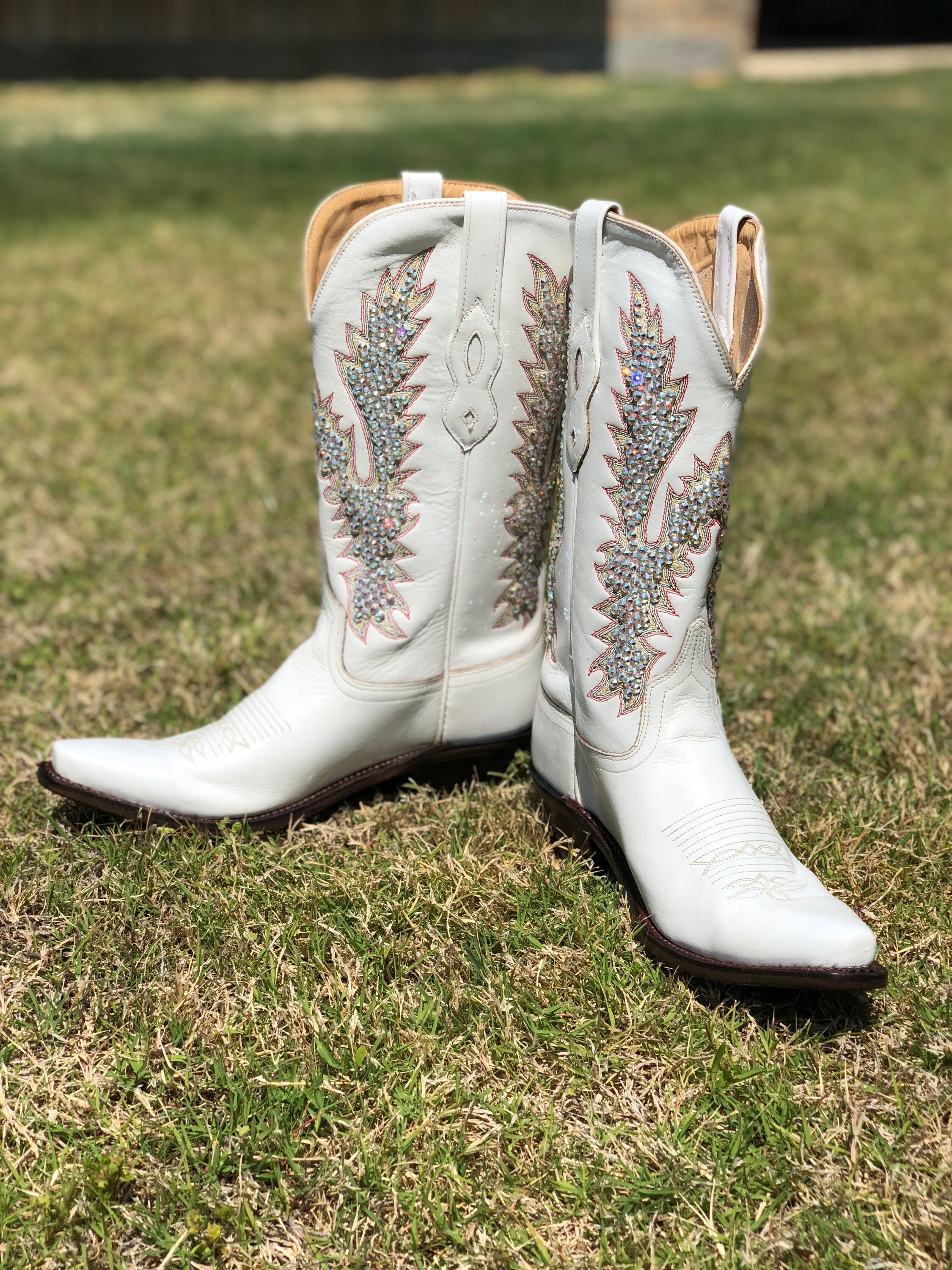 Custom Cowboy Boots Encrusted With Swarovski Crystals or Glass Crystals ...