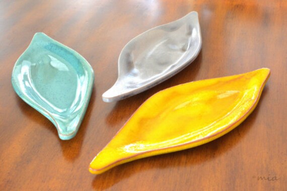 Handmade Ceramic Leaf Plate 1 Big OR 2 Small for the same | Etsy