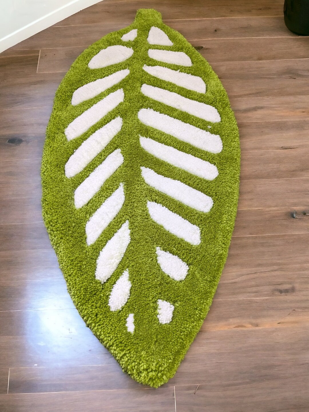 Green Leaf Carpet, Handmade Carpet. Bathroom Carpet Living Room ...