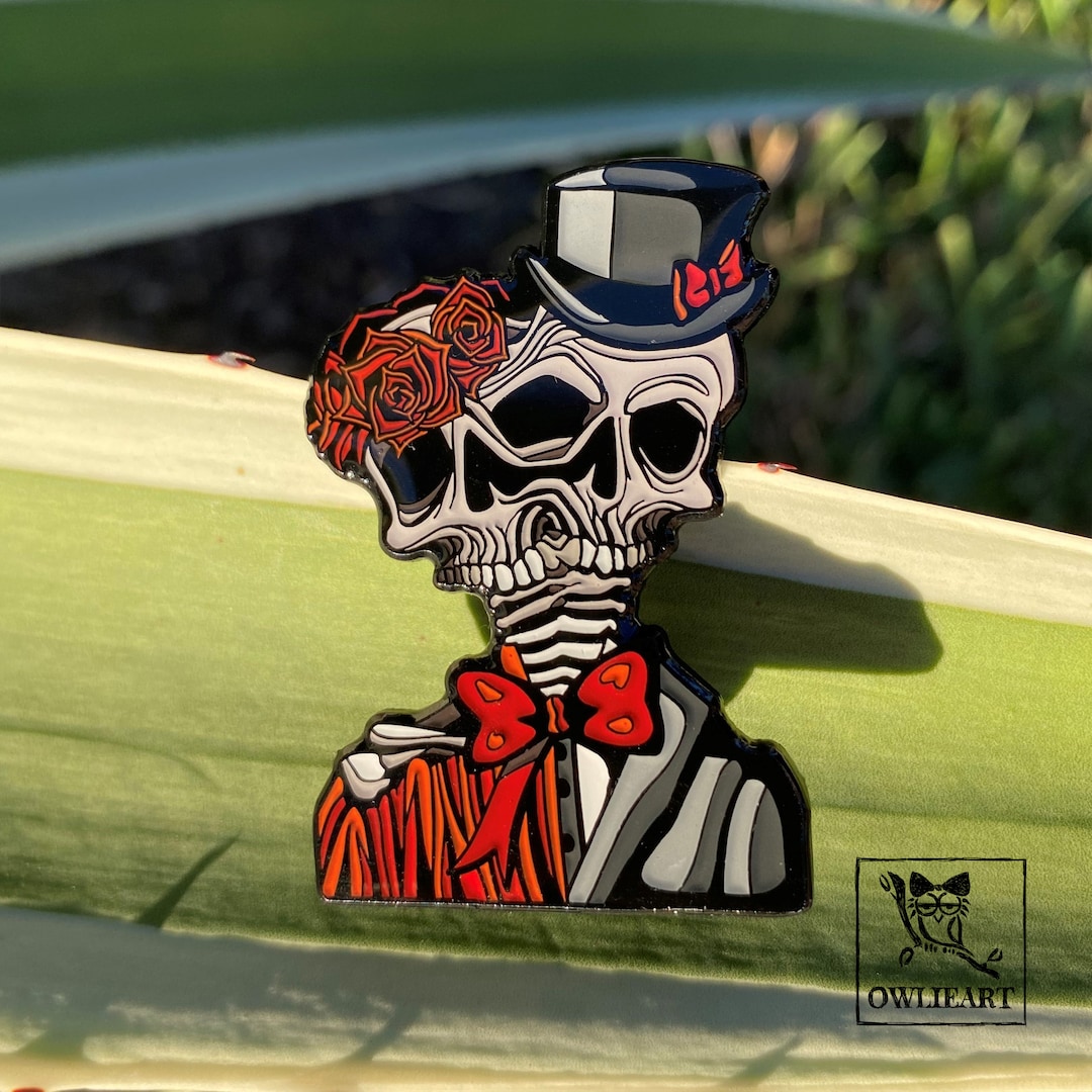 Creepy Conjoined Skeletons Enamel Pin Halloween Pins, Scary Pin, Gift ...