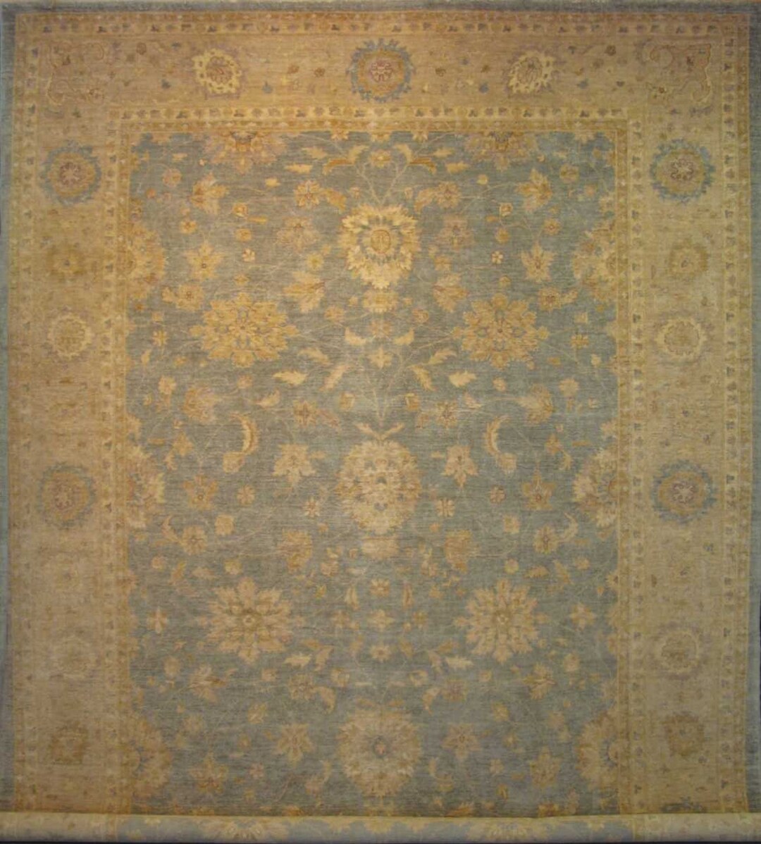 Helmand Lotus Carpet | 13'3" X 9'11" | Home Decor | Hand-knotted Wool ...