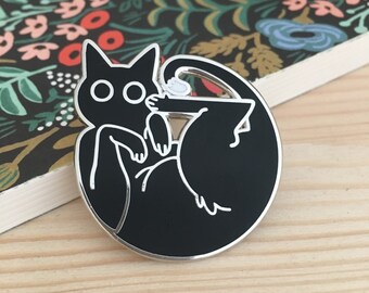 Chaos Cat Pin-badge - Etsy