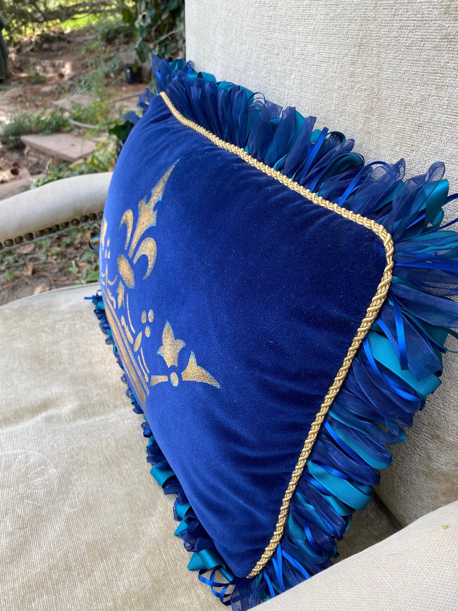 Royalty Blue Velvet Hand Painted Crown Pillow - Etsy