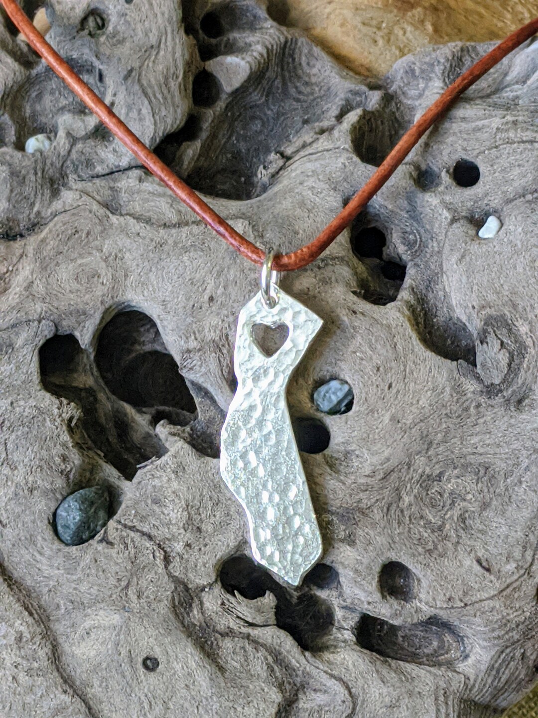 Fine Silver California Necklace: State Pendant With Heart - Etsy