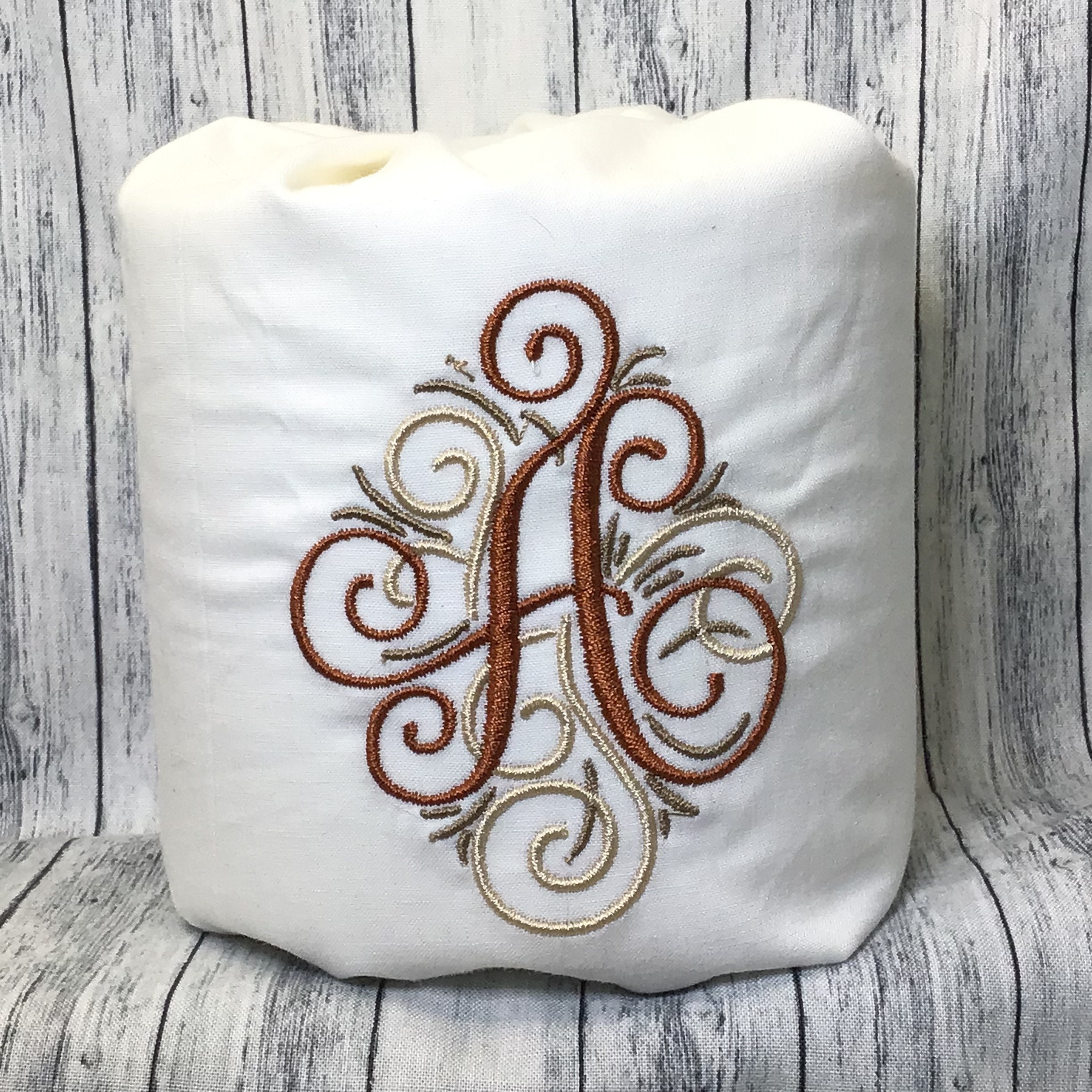 Personalized Scroll Letter Embroidered Decorative Toilet Paper Cover ...