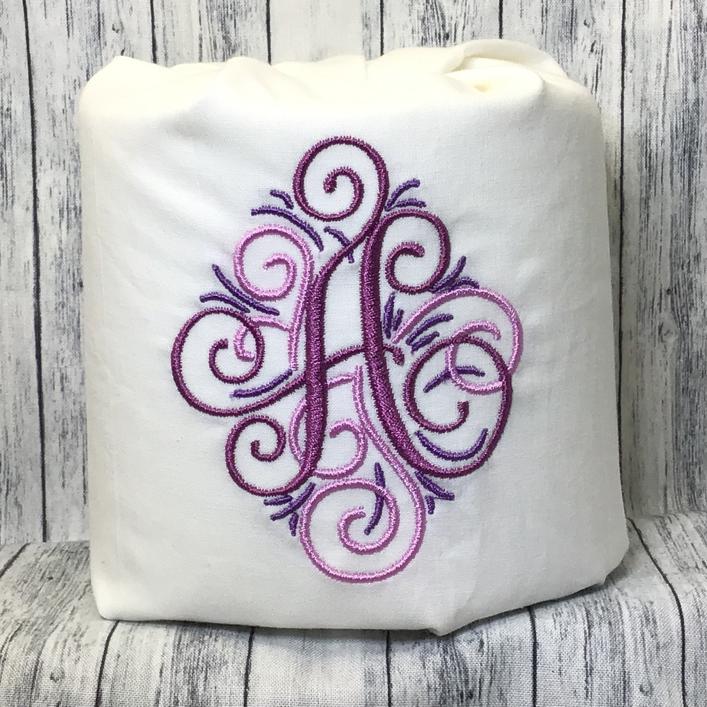 Personalized Scroll Letter Embroidered Decorative Toilet Paper Cover ...