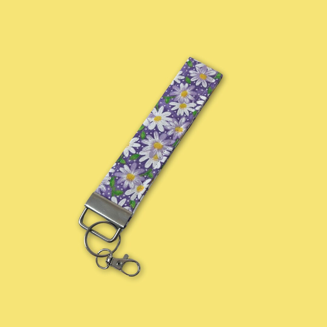 Purple Daisy Keychain, Daisy Keyfob, Floral, Keychain, Lanyard, Key Fob ...