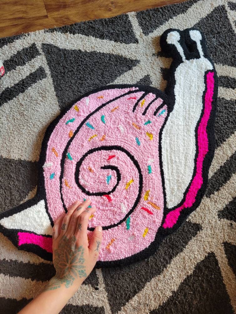 Make to Order Handmade Rug Sprinkled Snail - Etsy