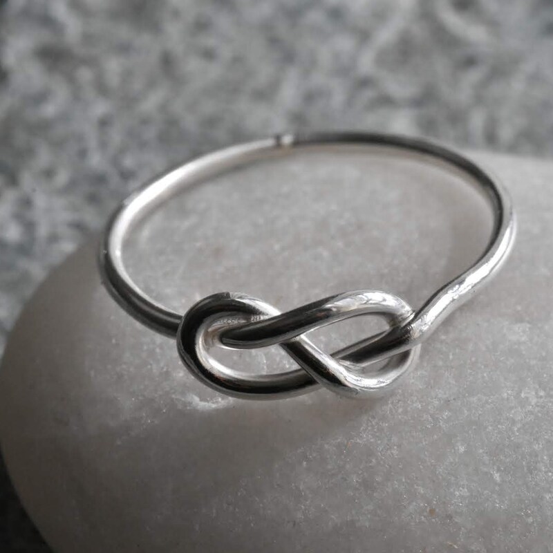 Figure 8 Knot Ring - Etsy