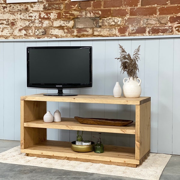 Media Unit - Etsy UK