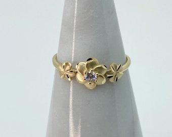 Yellow Gold Flower Ring | Etsy