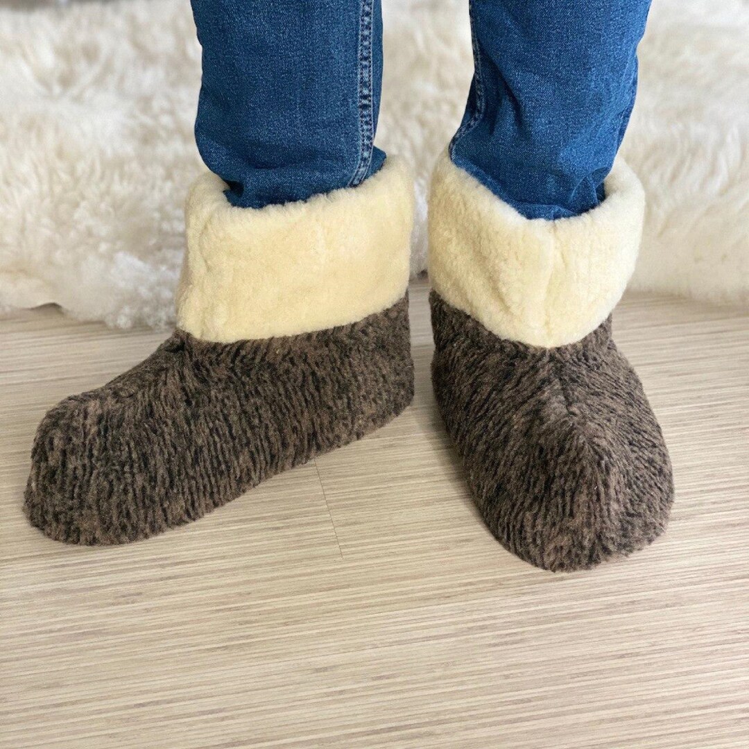 Men's Sheepskin Boot Slippers | Warm Wool Chuni House Shoes | Non-slip ...