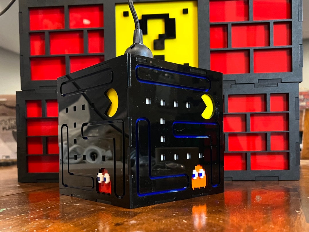 Pac-man Game Screen Hanging Lamp – 6” Acrylic Cube – Vintage Arcade ...