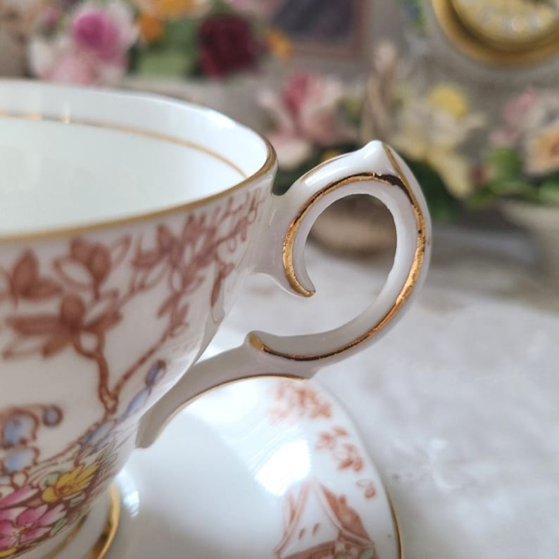 Bell China Hand-painted Floral Pattern Cup and Saucer Set (crazing ...